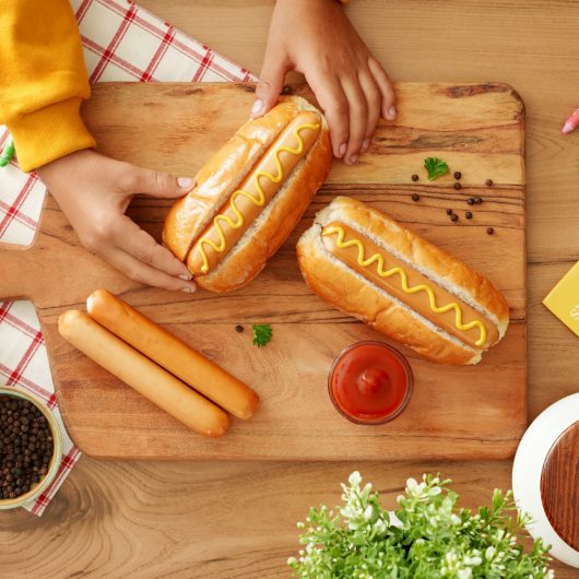 Hawaiian Hot Dogs recipe | Loaded Hawaiian Hot Dog - Blog