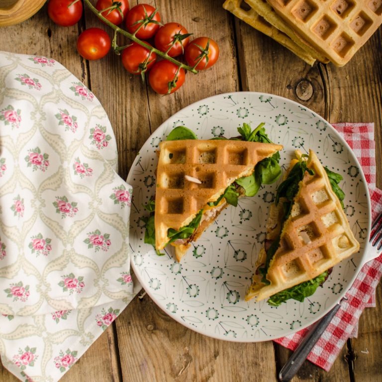 Waffle Sandwich Recipe With Scrambled Eggs and Licious Salami